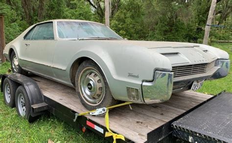 Real Barn Find 1966 Oldsmobile Toronado Barn Finds