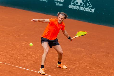 ‘i Like To Challenge Myself Ex United Star Forlan Makes Itf Debut Itf