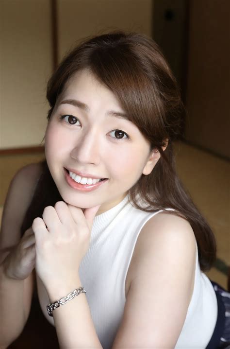 Kayo Sugimoto 杉本佳代 Fridayデジタル写真集 『東海no1巨乳キャスター Gカップ乳初ヌード』 Set01 D哥新聞