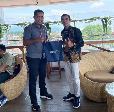 Fakultas Rekayasa Sistem Uts Menjalin Kerjasama Dengan Pt Intiwhiz