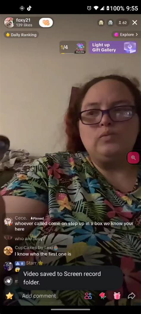 Four Rinternetredditfakebk