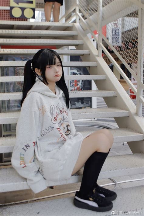 叫我贝贝殿下 Pakaian Pelayan Gadis Gambar Gadis Cantik