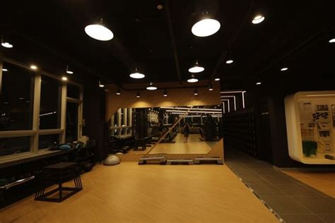 헬스클럽인테리어 Pt 피티샵 휘트니스 헬스장공사 현장 사무실인테리어 디자인 공사 비용견적 플랫폼 Basketball Court