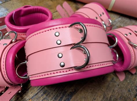 Vey Heavy Wide Bondage Bdsm Restraint Cuffs