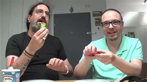 עומר אבא קריר רולאפס גלידה Youtube