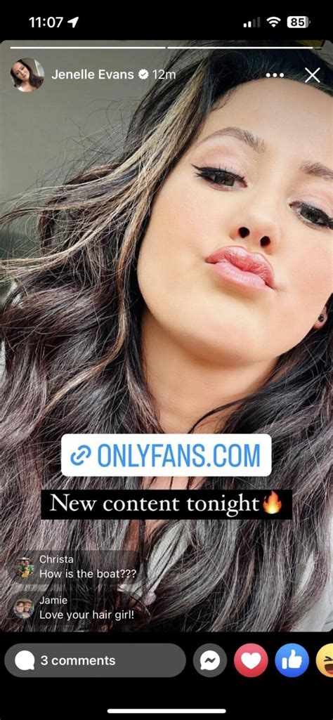 8 Hot Sexy Taylor Pendergraff Bikini Pics