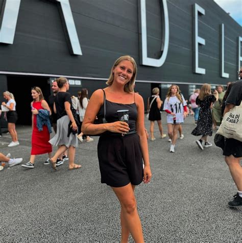 Heb Jij Ook Wel Eens Moeten Nablijven Omdat Je Werk Niet Af Is Follow The Page For More Videos