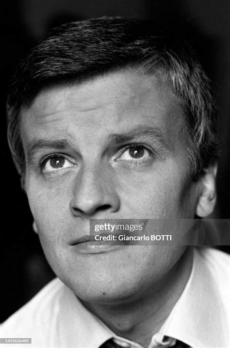 Portrait De Lacteur Jacques Perrin Sur Le Tournage Du Film La Part News Photo Getty Images
