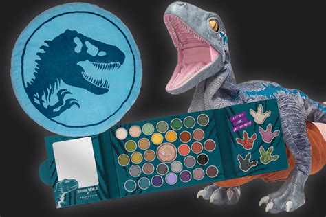 Jurassic World And Jurassic Park T Guide For The Dino Lovers