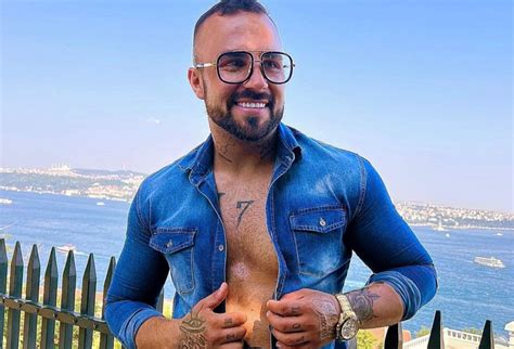 Grzegorz Głuszcz Z Hotelu Paradise Upiększył Się W Turcji Taniej Niż W Polsce Wp Teleshow