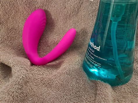 The 7 Best Lesbian Sex Toys Actually Tested