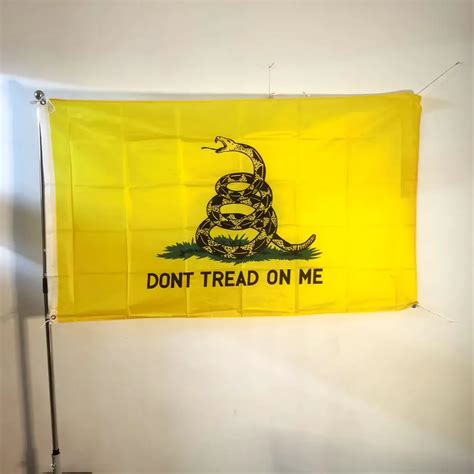 Yellow Gadsden Flag 3x5ft Hanging Polyester（dont Tread On Me）flag