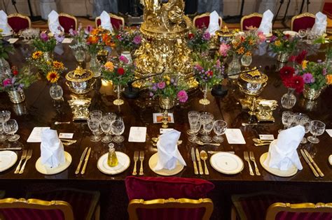 All The Unexpected Autumnal Decor Touches At The Royal State Dinner