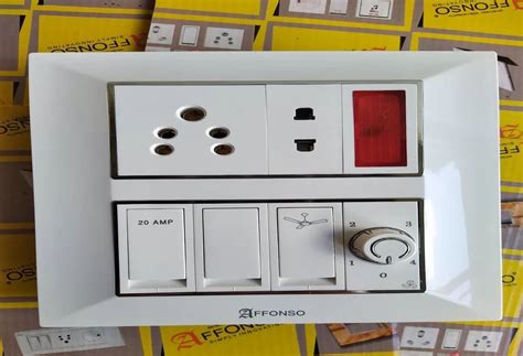 White Polycarbonate Pc Plastic Electric Switch Board Number Of