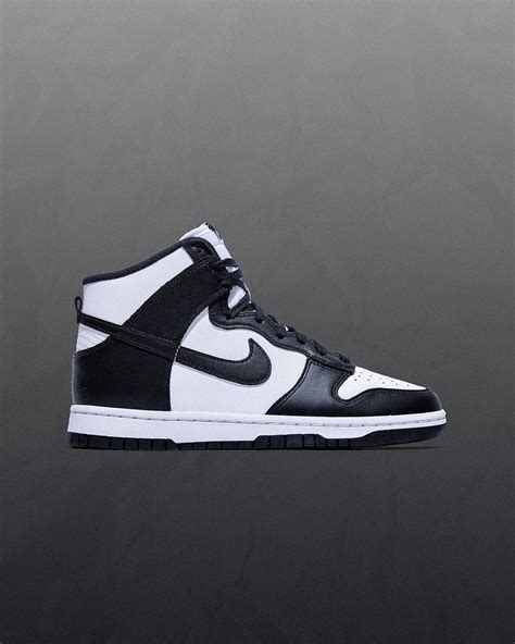 Sole Classics The Nike Dunk High Retro Black White