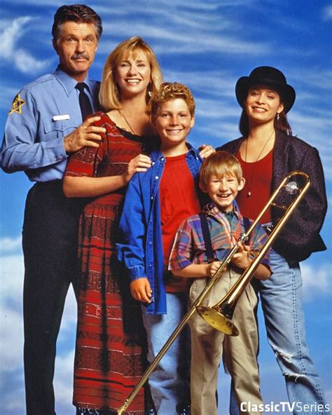 Classictvseries Picket Fences 19921996 Tom Skerritt Jimmy Brock