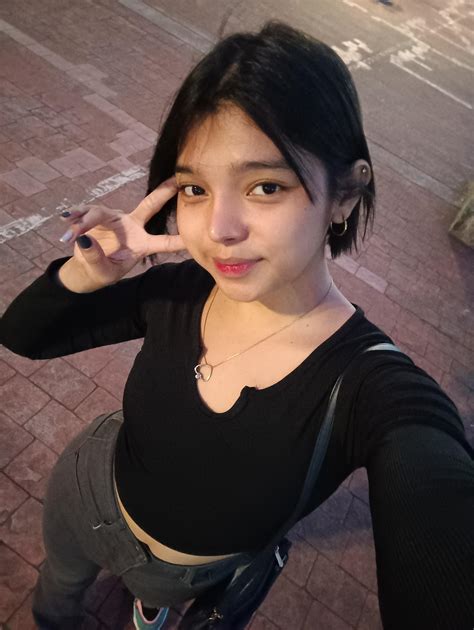 Am I Girly Enough 👉👈 R Asiantraps