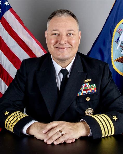 Capt Leo Leos Naval Surface Force Us Pacific Fleet Biography