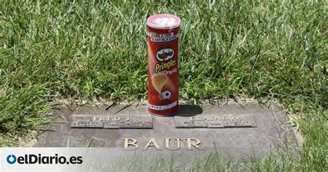 Fredric J Baur Diseñó El Icónico Bote De Pringles Y Acabó Enterrado