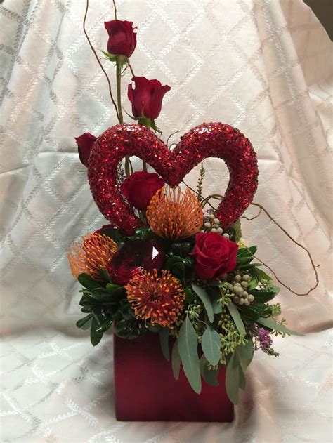 Valentines Day Backdrop Arrangement Ideas Valentine Flower Arrangements Valentines Day