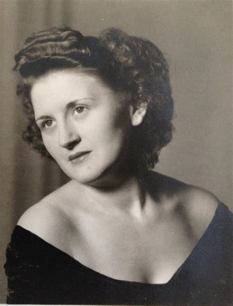 Martha Kathryn “mart” Eberhardt Wallace 1915 2011 Monumento Find A Grave