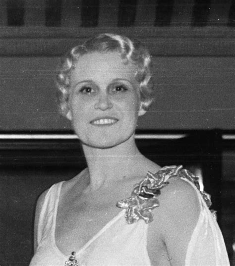 10 Facts About Peggy Hamilton Factsnippet