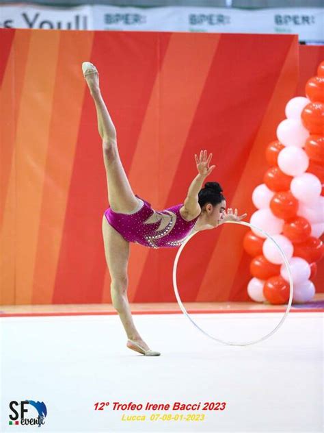 Trofeo Irene Bacci Di Ginnastica Ritmica Trionfa La Raffaello Motto Di Viareggio Luccaindiretta
