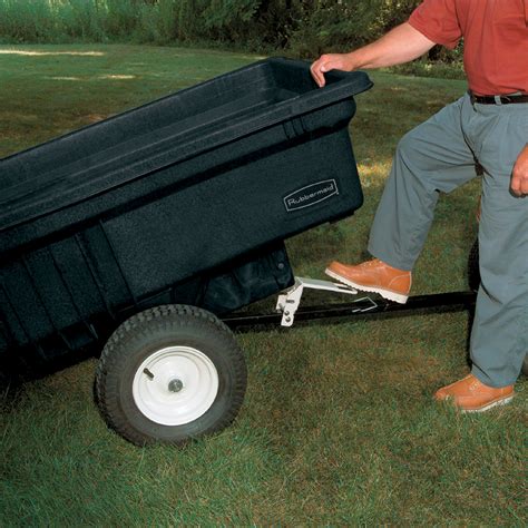 Rubbermaid Lawn Tractor Cart Rubbermaid Fg564200bla Trash Cart W 300