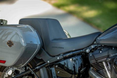 Saddlemen Gripper Step Up Seat Tested Hot Bike Magazine