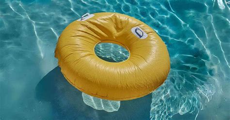 Why Do Pool Floats Deflate 6 Helpful Tips To Fix Floatie Kings