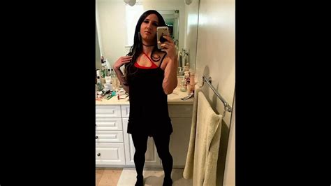 Crossdresser Looking In Mirror Loop Xhamster