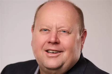 Kommunalwahl Dieter Hutzel Will Ortsbürgermeister Werden Neuburg Die Rheinpfalz