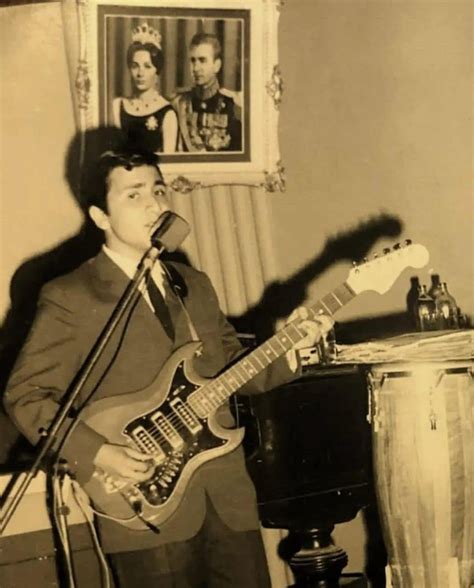 Javanan مارتیک” موزیسین و خواننده‌ی اهل آبادان در میانه های دهه‌ی40