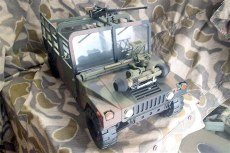 Yahooオークション The Ultmate Soldier M998 Cargotroop Carrier