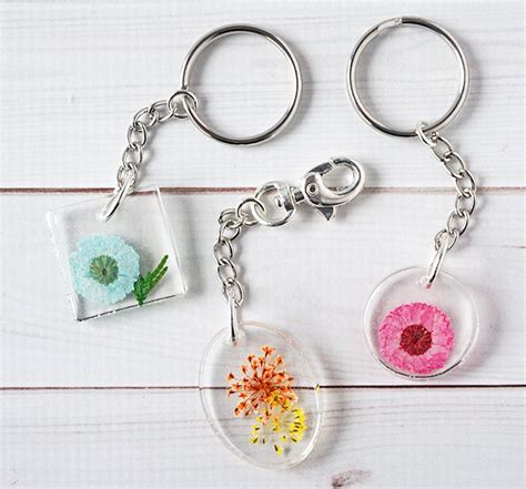 Resin Keychain Step By Step At Steven Trinkle Blog
