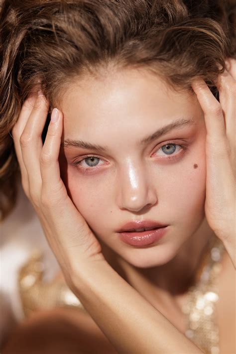 Anna Vivchar Mc2 Model Management סוכנות דוגמנות