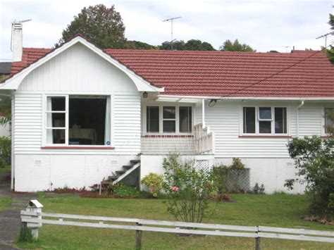 32a Lyons Avenue Murrays Bay Qv