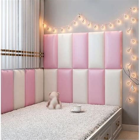 Panou Din Burete Tapitat Pentru Decor Si Protectie In Camera Copilului