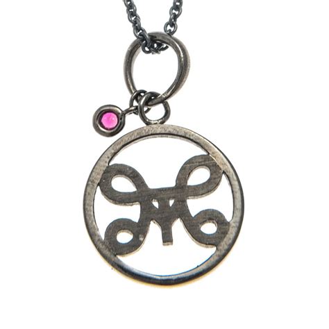 Lucky Charm Ruby 16mm Winmark Wines