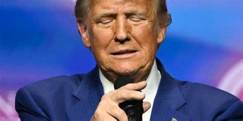 Jefrey Epsteins Brother Says The ‘bubba Mentioned In Trump Oral Sex