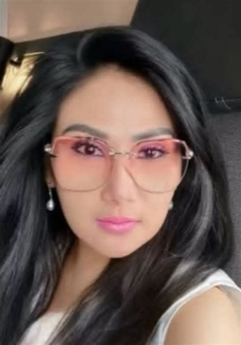 Lita Gading Ogah Minta Maaf Ke Ahmad Dhani Akurat