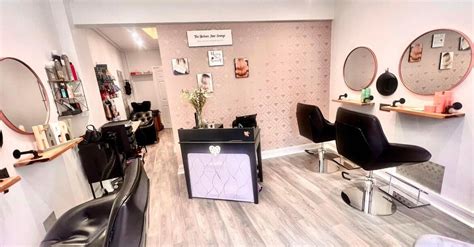 Make An Appointment At The Beehive Hair Lounge 8a Station Road Clevedon Fresha
