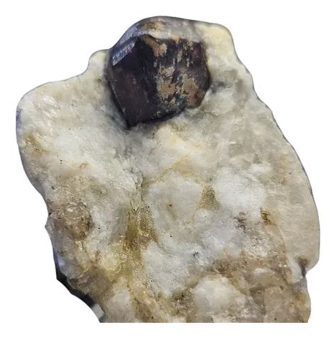 Granada Bruta Em Rocha Matriz X Gramas Para Coleção Com 69gr