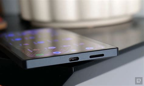 Razer Edge Review A New Breed Of Gaming Handheld Engadget