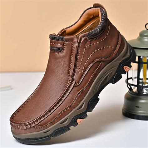 Bulk Mens Thick Sole Leather Boots Large Size Wear Resistant Winter