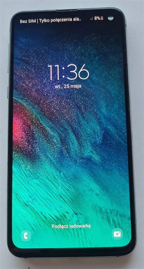 Wymiana zbitego ekranu w Samsunga S10e - LCDdigit