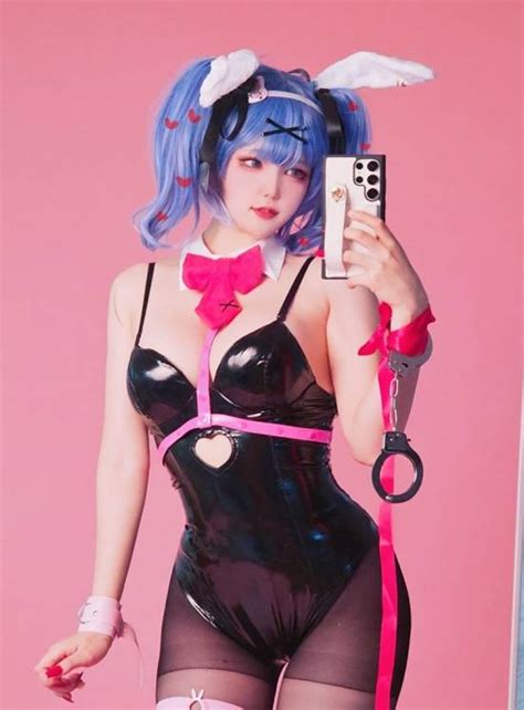Cosplay图赏:韩妹cos《胜利女神》兔女郎版 深v胶衣黑丝吸睛 游民星空 Cosplay图赏:韩妹cos《胜利女神》兔女郎版 深v胶衣黑丝吸睛 游民星空