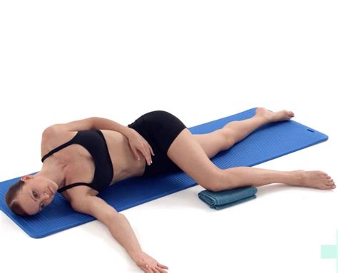 How To Perform The Thoracic Rotation Side Lying Physitrack