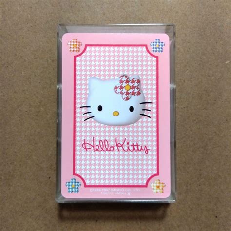 ハローキティ トランプ メルカリ