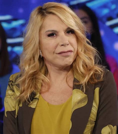 Amici 23 Scontro Tra Lorella Cuccarini E Anna Pettinelli
